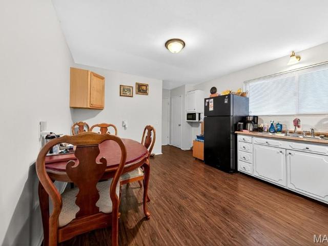 1395 Redbird Dr, Florissant, MO