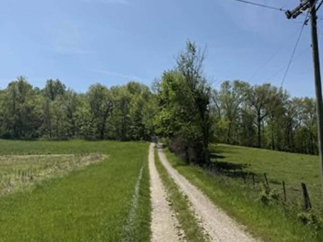 1395 Weeks Rd, Hermann, MO 65041