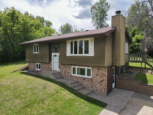 1396 Military Rd, Newport, MN 55055