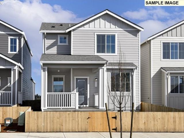 1396 Owl Ave, Woodburn, OR 97071