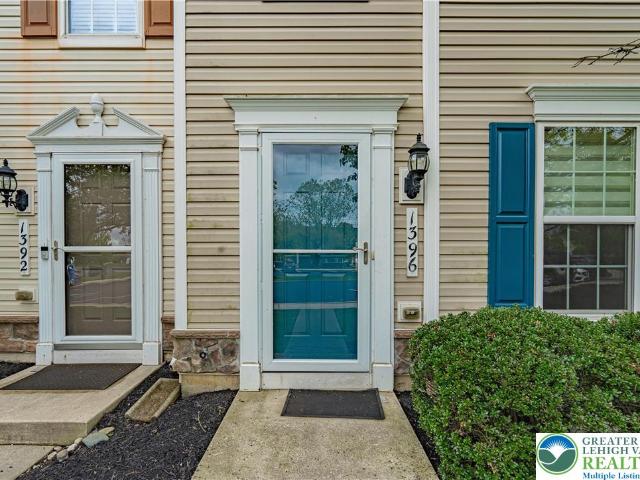 1396 Artisan Court