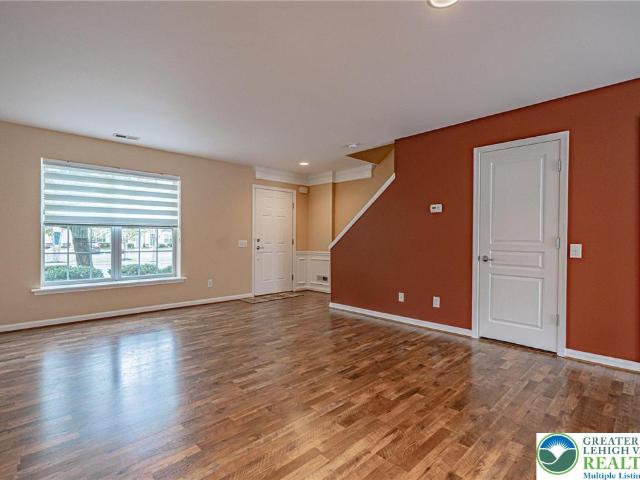 1396 Artisan Court