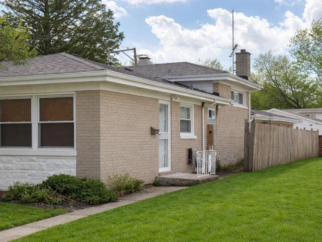 1396 Buffalo Ave, Calumet City, IL 60409 | MLS #12622 | Compass