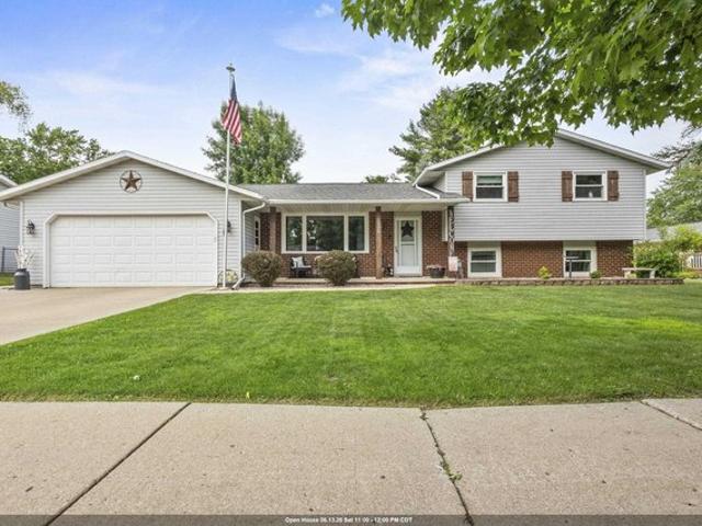 1396 Ponderosa Ave, Green Bay, WI 54313