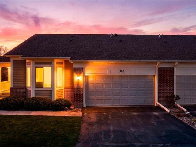 1396 Summit Shores Dr, Burnsville, MN 55306