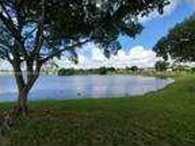 13977 44th Ln Cir SW #654, Miami, FL 33175