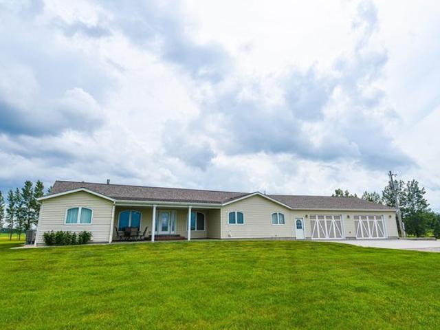 13977 th St NW, Newfolden, MN 56738