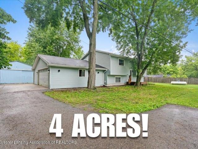 1397 N Onondaga Rd, Holt, MI 48842