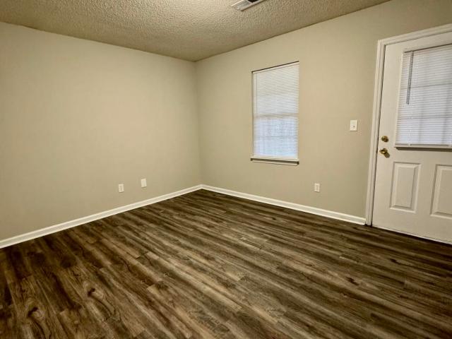 1397 Westpointe Drive # 6