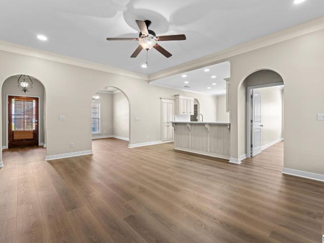13986 Knoll Pointe Drive
