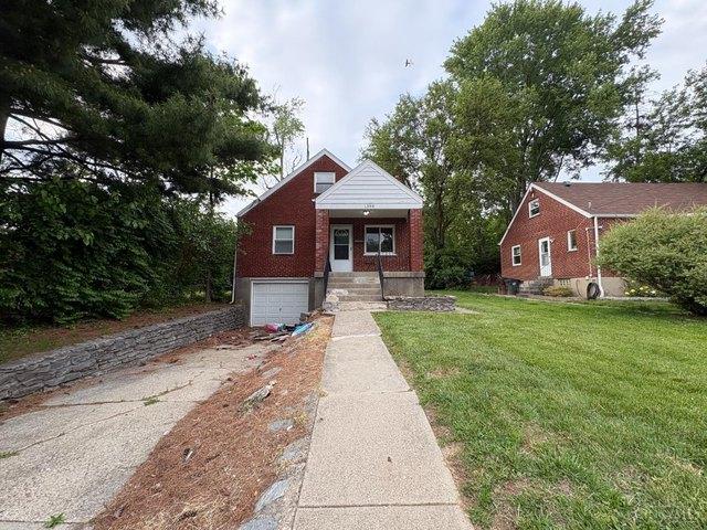 1398 Adams Rd, Cincinnati, OH 45231
