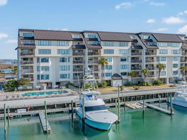 1398 Basin Dr. 111