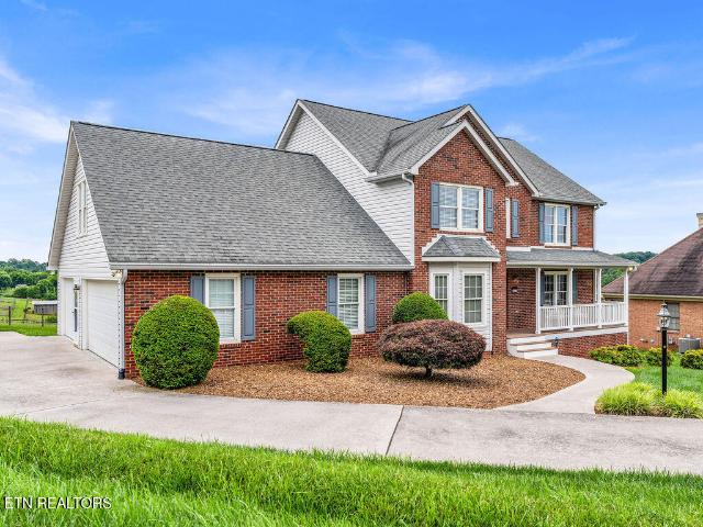 1398 Hirst Circle