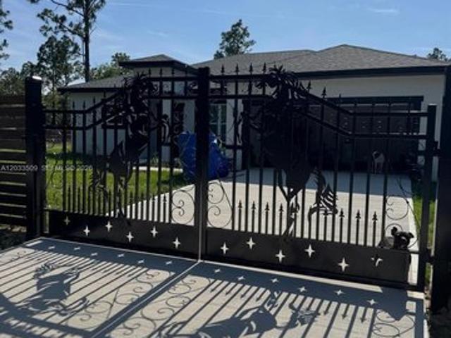 1398 SW Breezy Point Dr, Ocala, FL 34431