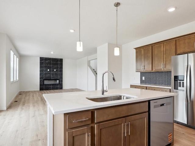 13990 Beebalm Trail