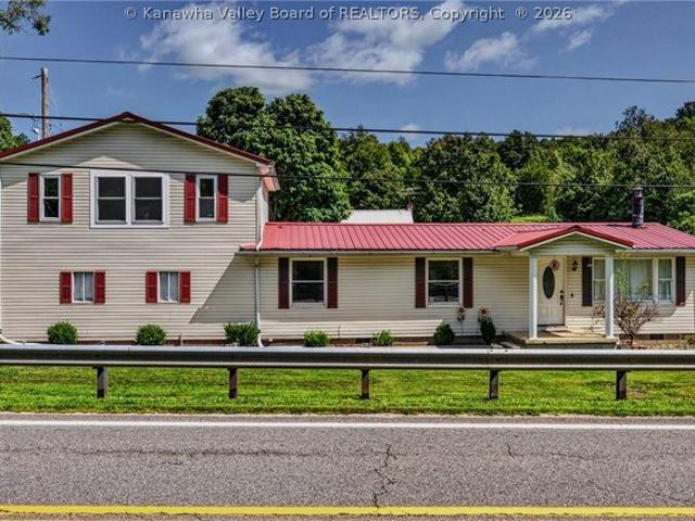 13997 Ripley Rd, Point Pleasant, WV 25550