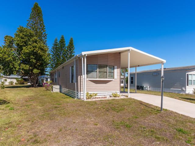 13998 Encantardo Cir, Fort Pierce, FL 34951 | MLS #R11143
