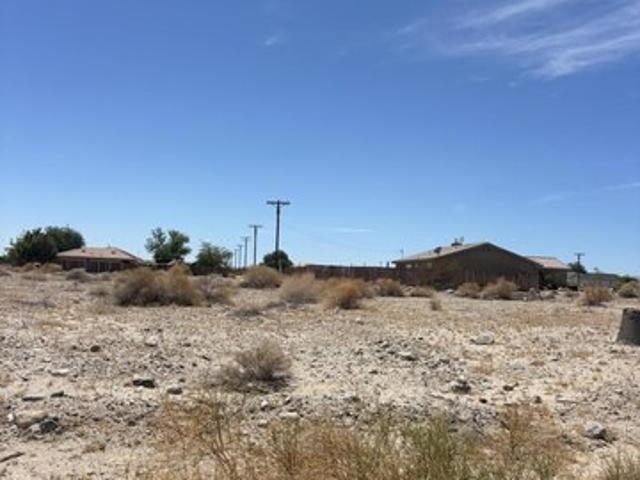 1399 Bering Blvd, Thermal, CA 92274