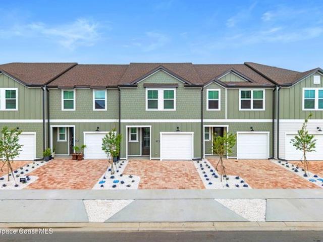 1399 Bluewater Ln, Rockledge, FL 32955