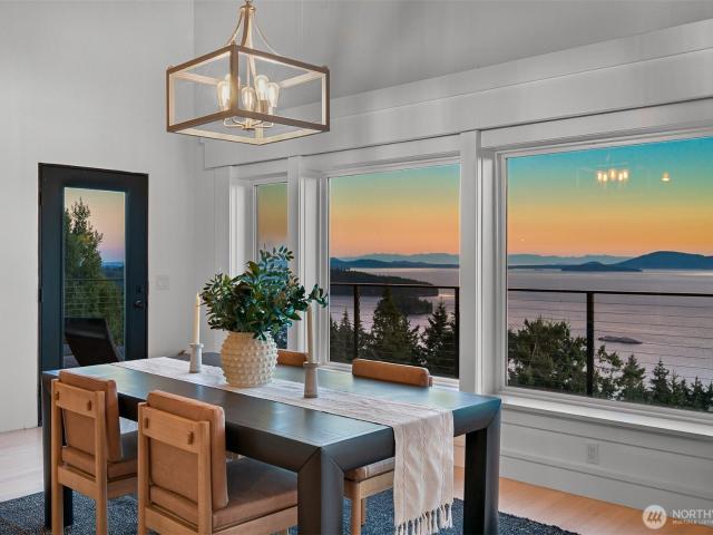 1399 Chuckanut Crest Drive