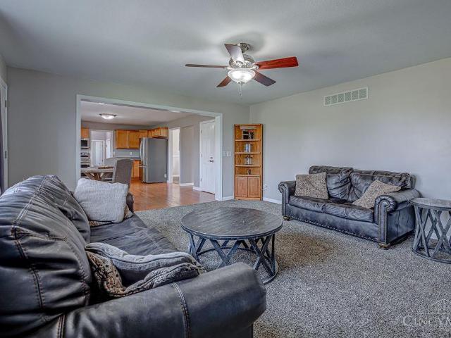 1399 Treaty Court