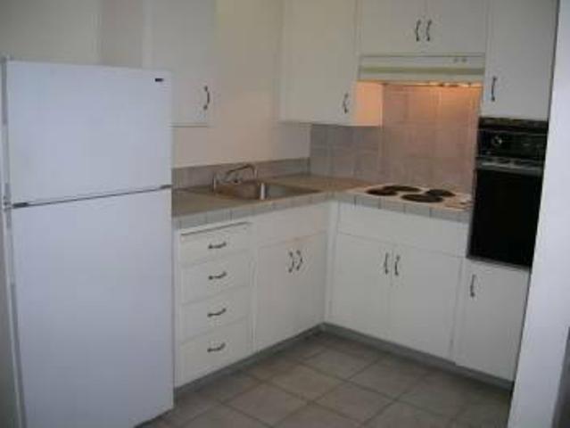 $1399 / 1br Perfect location! Blocks to Cal Train & Downtown!