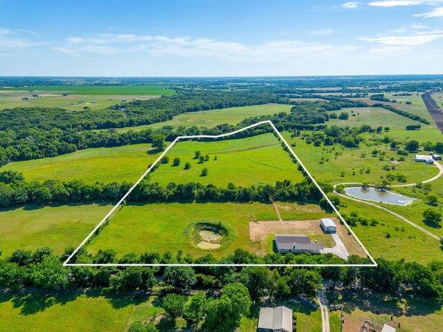 13901 County Road 102, Grandview, TX 76050
