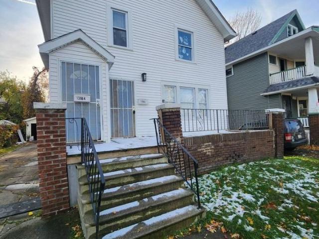 13902 Coit Rd 3 Bedroom Apartment for Rent at 13902 Coit Rd, Cleveland, OH 44110 South Collinwood