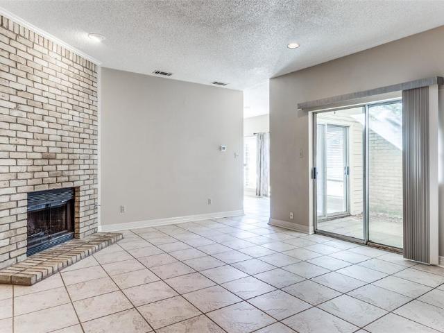 13902 Preston Valley Place