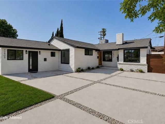 13907 13 Wyandotte St, Van Nuys, CA 91405