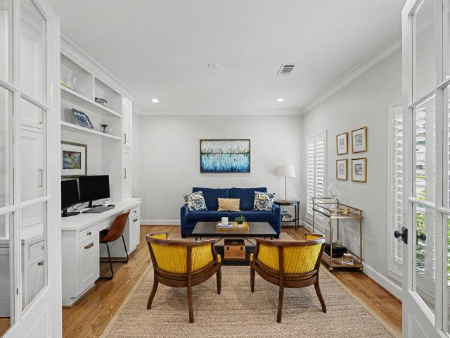 13907 Woodthorpe Lane