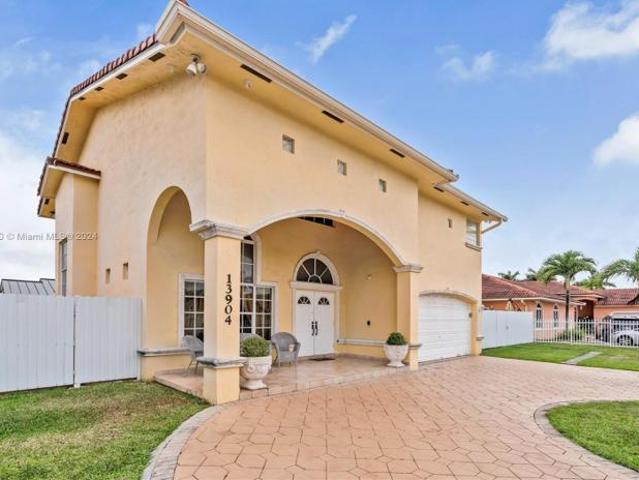 13904 SW 18th Terrace, Miami, FL 33175