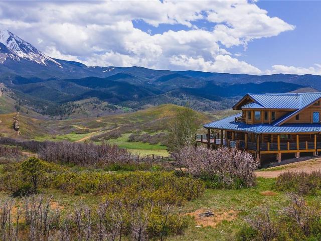 1390 Mountain Valley Road