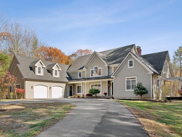 1390 N Berwick Rd, Wells, ME 04090