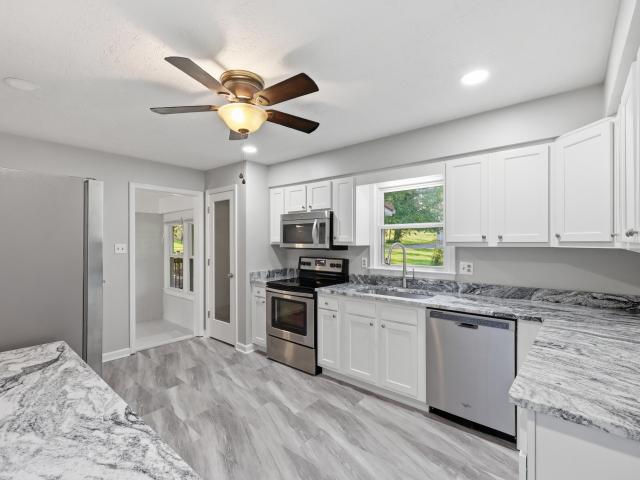 1390 Alton Station Road