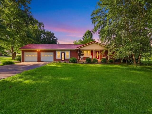 1390 Alton Station Rd, Lawrenceburg, KY 40342