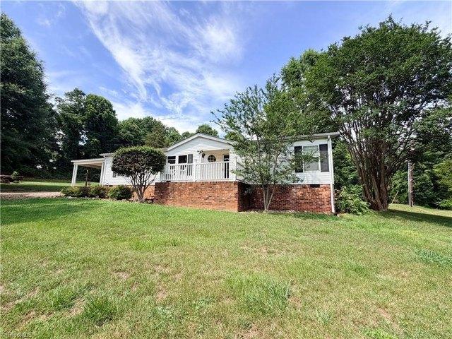 1390 Cb Eller School Rd, Elkin, NC 28621