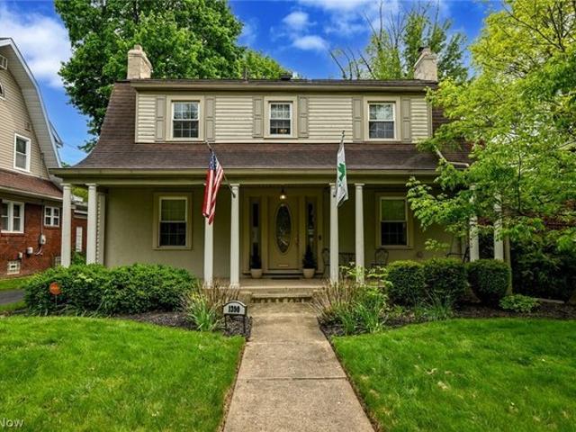 1390 Delia Ave, Akron, OH 44320