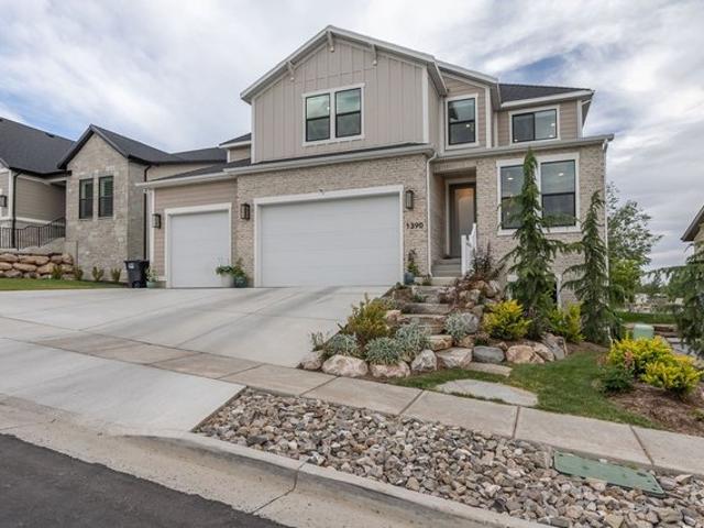 1390 E Orchard Ridge Ln, Kaysville, UT 84037