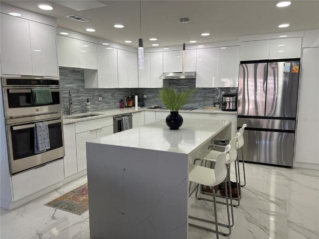 1390 Gulf Blvd, Unit 1204, Clearwater Beach, FL 33767 | MLS #TB8456 | Compass