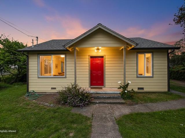 1390 Grant Ave, Arcata, CA 95521