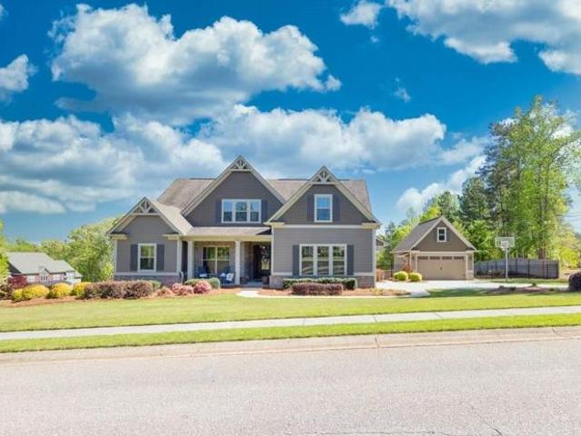 1390 Lakeridge Ct, Jefferson, GA 30549