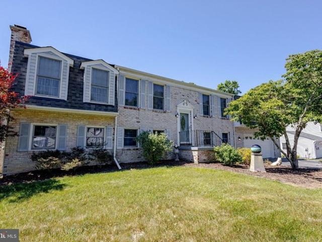 1390 Redwood Cir, La Plata, MD 20646