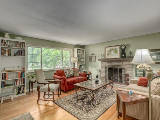 1390 Vidot Court