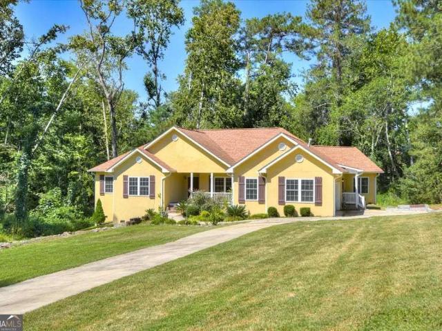 1390 Waterston Drive