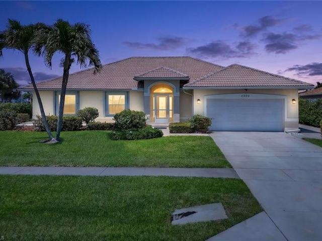 1390 Wayne Ave, Marco Island, FL 34145