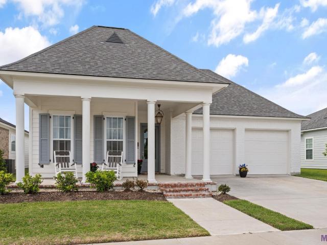 13910 Tideland Dr, Baton Rouge, LA 70810 | MLS #BR2026006 | Compass
