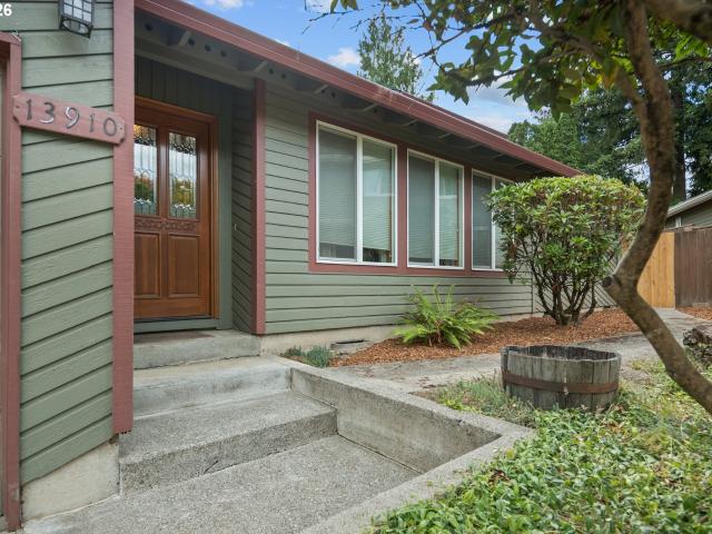 13910 sw rawhide ct