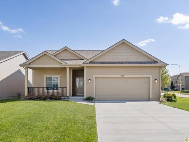 13911 Potter Pkwy, Omaha, NE 68142