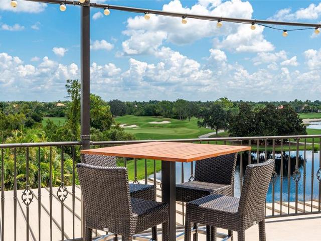 13911 Siena Loop, Lakewood Ranch, FL 34202 | MLS #A4678